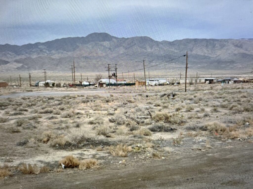.0960 ACRE IN THE OLD TOWNSITE OF LUNING, NEVADA ~ M3 ZONING SO ...